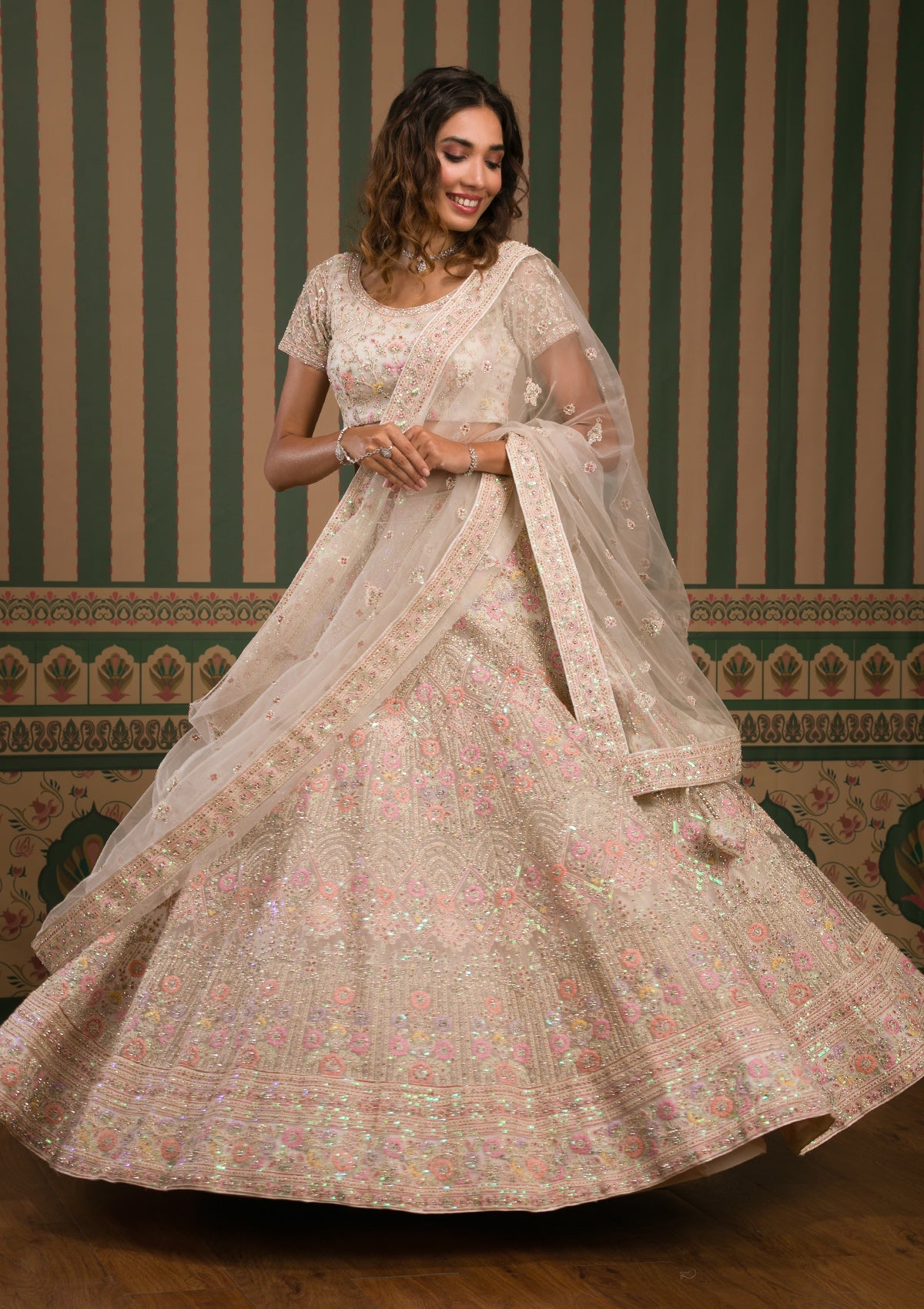 Buy Cream Threadwork Net Semi Stitched Lehenga - Koskii